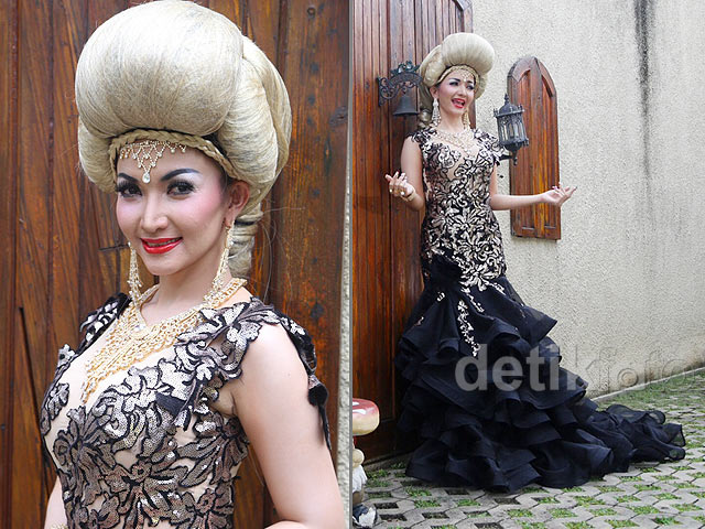 Begini Penampilan Putri Kerajaan ala Roro Fitria