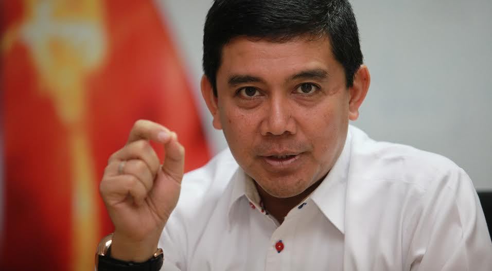 Menteri Yuddy Terbitkan Surat Edaran Soal Ijazah Palsu, Begini Isinya Menteri Yuddy Terbitkan Surat Edaran Soal Ijazah Palsu, Begini Isinya