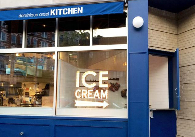 Hari Ini Dominique Ansel Kitchen Luncurkan 'Soft Serve Ice Cream Window'