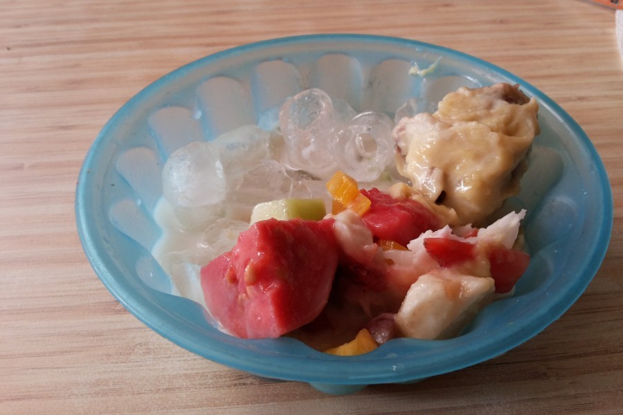 Wisata Kuliner di Bogor, Yuk Coba Sup Buah Pak Ewok!