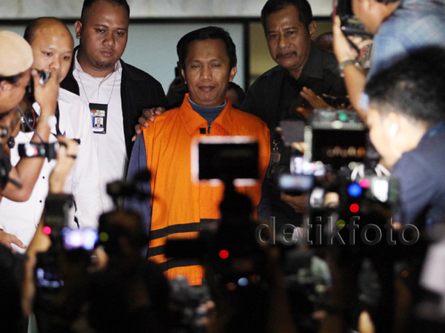 Sigit Pramono Asri Ditahan KPK