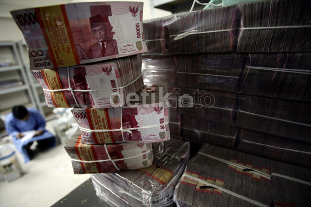 Temuan Rupiah Palsu Naik 225%, Mayoritas Uang Rp 100.000