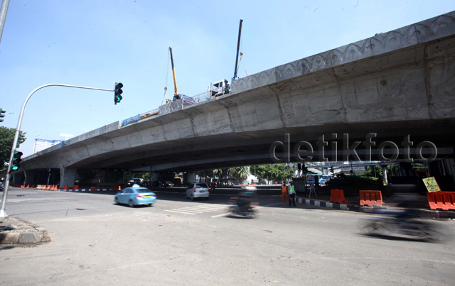 Proyek Flyover Kuningan Segera Rampung