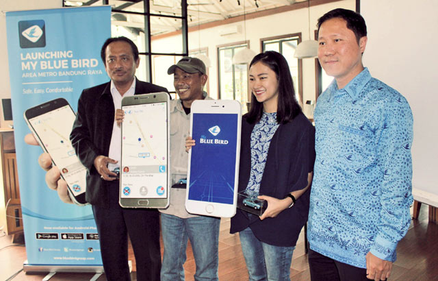 Kini Pesan Blue Bird Lewat Aplikasi