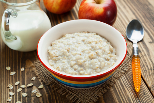 Cegah Sembelit pada Anak dengan 5 Makanan Berserat Ini