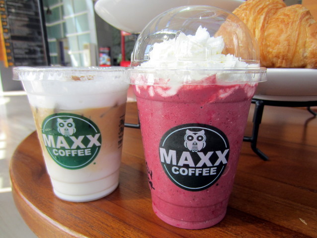 Maxx Coffee Perkenalkan Kopi dengan Paduan Red Velvet dan Madu Manuka