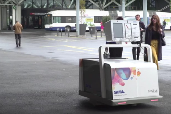 Keren! Ada Robot yang Bantu Bawa Koper di Bandara Swiss