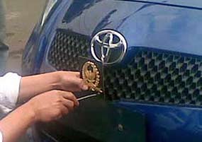 Pimpinan DPR Instruksikan Sekjen Tertibkan Peredaran Simbol DPR