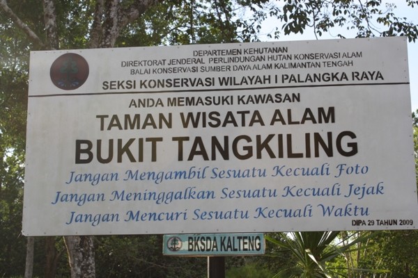 Menapaki Senja Di Wisata Alam Bukit Tangkiling