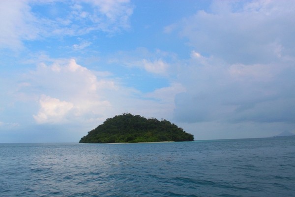 Petualangan ke Pulau Sebesi