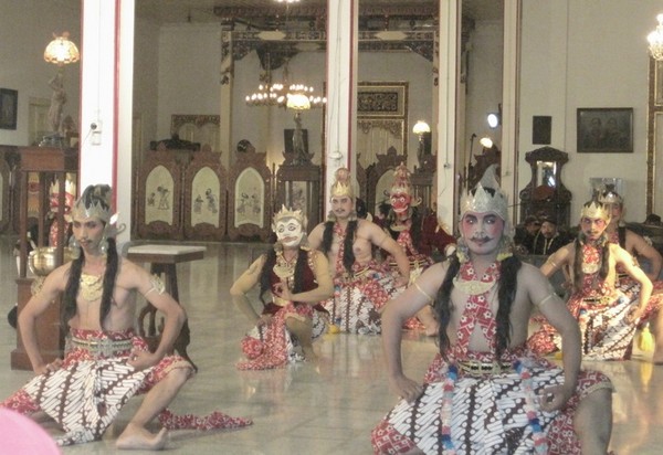 Identitas Istimewa dalam Tari Klasik Gaya Yogyakarta