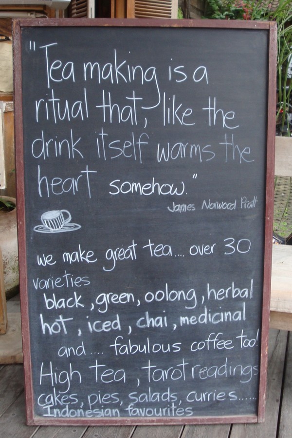 Biku, Cafe Teh Unik Satu-Satunya di Bali