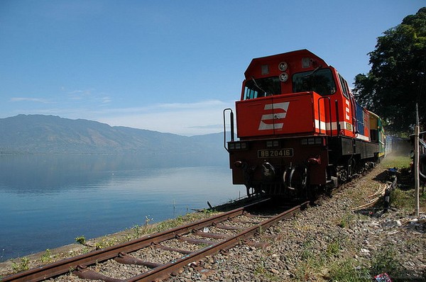 Ini Dia 5 Jalur Kereta Api Wisata di Indonesia