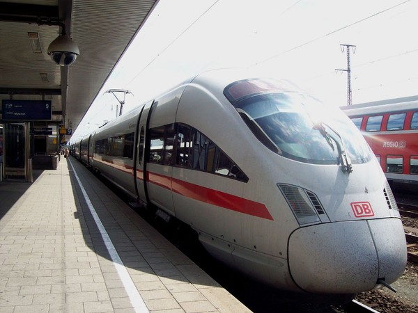 1.001 Kemudahan Naik Kereta di Eropa dengan Eurail