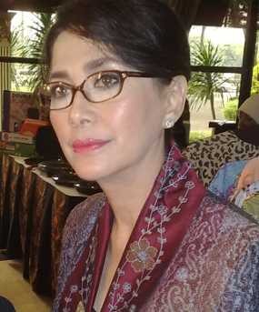 Widyawati Sophiaan Bertemu Lewat Film, Kisah Cinta Widyawati Dan