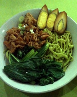 Mie Alami Hijau dan Ungu, Lebih Cantik dan Bernutrisi - Halaman 3