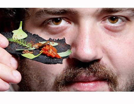 Makanan Berwarna Hitam Kini Jadi Trend di Australia