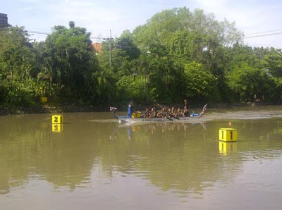 Lomba Perahu Naga, Cara Walikota Risma Percantik Kalimas Surabaya