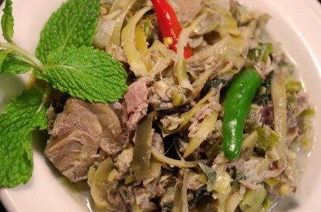 Pangi Hingga Sambal Cakalang Pedas Gurih Khas Manado - Halaman 3