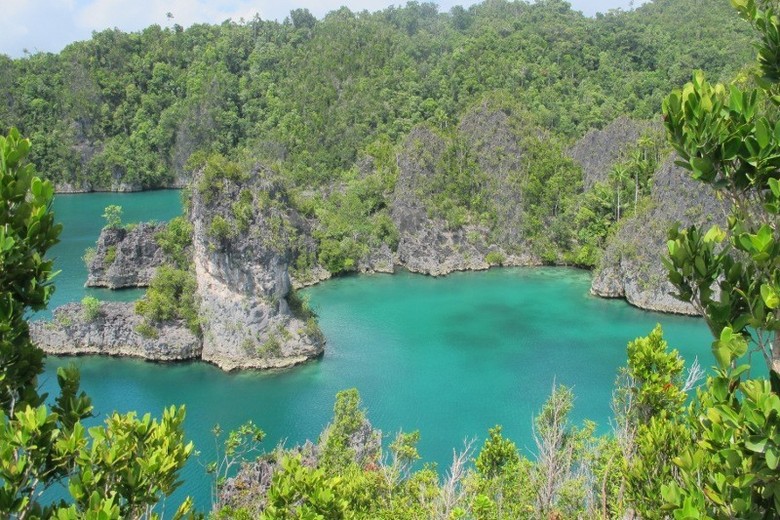 Garuda Buka Rute ke Aneka Destinasi Eksotis di Indonesia