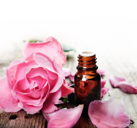 Parfum dengan Wangi Bunga, Bisakah Dijadikan Aromaterapi?
