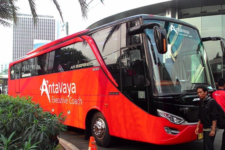 AntaVaya Luncurkan Bus Wisata Eksekutif