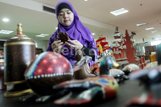 RI Punya 56,7 Juta UKM, Omzetnya Turun 15% Karena Dolar Rp 14.000