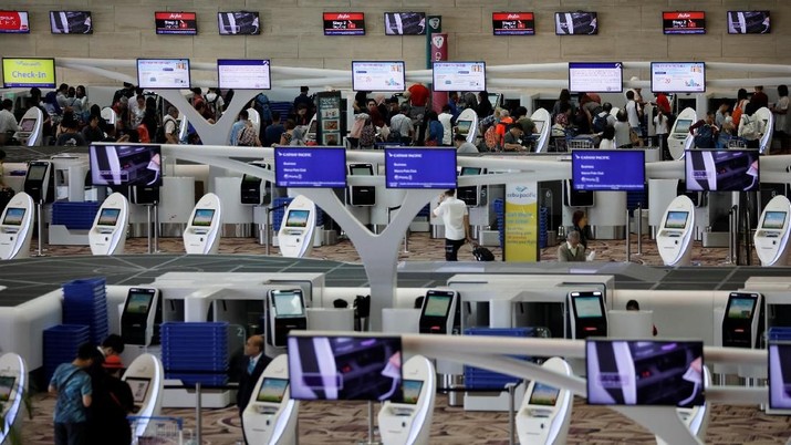 Singapura-Hong Kong Batal Terapkan Kemudahan Masuk di Bandara