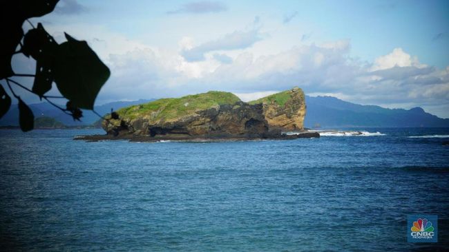 Eksotisme Pantai Papuma, Destinasi Wisata Andalan Jember - Foto 1