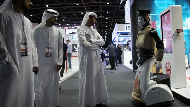 Foto: Di Dubai Robot Sudah Jadi Polisi