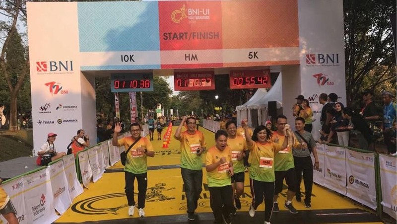 BNI Tebar Promosi di Ajang BNI-UI Half Marathon 2018
