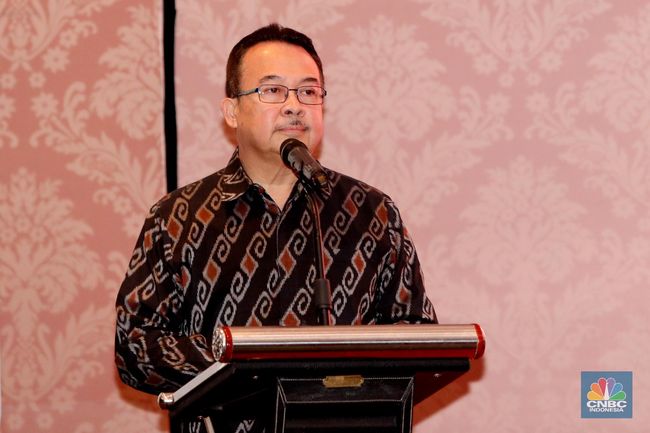 Mantap! Rhenald Kasali Diangkat Jadi Komut Telkom