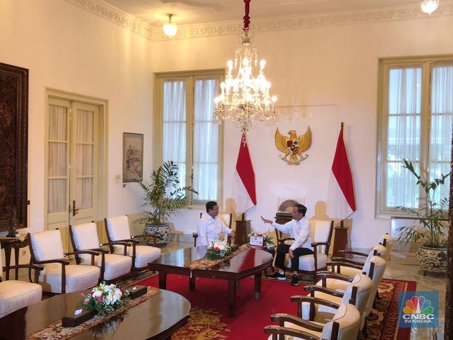 Live! Jokowi Temui Prabowo di Istana, Bahas Kabinet?