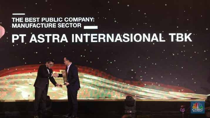 Inovatif, Astra Meraih The Best Public Company Manufacture