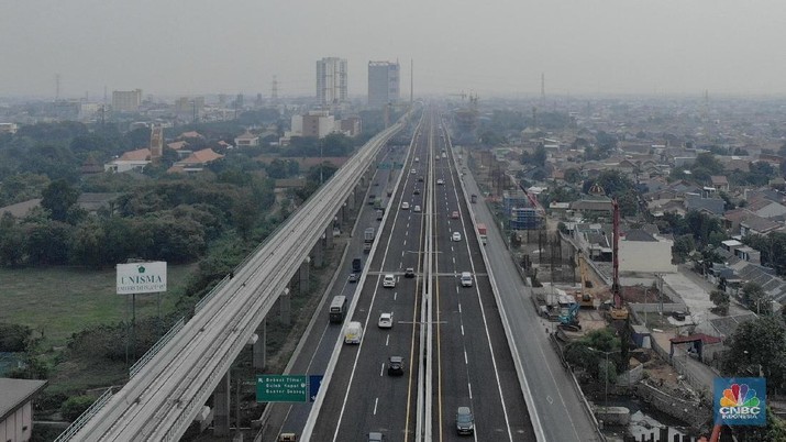 Heboh Tol Layang Japek Bergelombang, Kemenhub: Itu di Medsos Heboh Tol Layang Japek Bergelombang, Kemenhub: Itu di Medsos