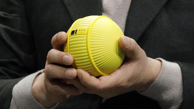 Ini Ballie, Robot Imut Samsung yang Bisa Beresin & Jaga Rumah