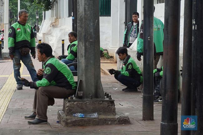 Soal Ojol Bawa Penumpang, Kemenhub: Anies Harus Tunduk Aturan