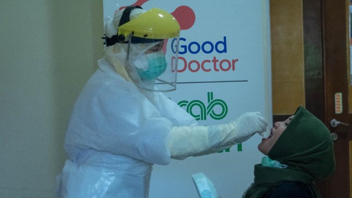 Grab & Good Doctor Perbanyak Tes COVID-19 di 9 Kota