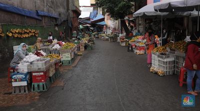 Intip Penampakan Pasar Kebayoran Lama yang Dibuka Kembali - Foto 2