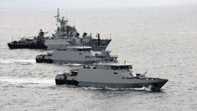 Ada Kebocoran, KRI Teluk Jakarta Tenggelam di Pulau Kangean Ada Kebocoran, KRI Teluk Jakarta Tenggelam di Pulau Kangean