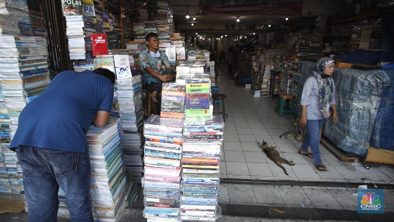 Potret Sepi Jual Beli Buku Bekas Di Kwitang Omzet Terjun 90