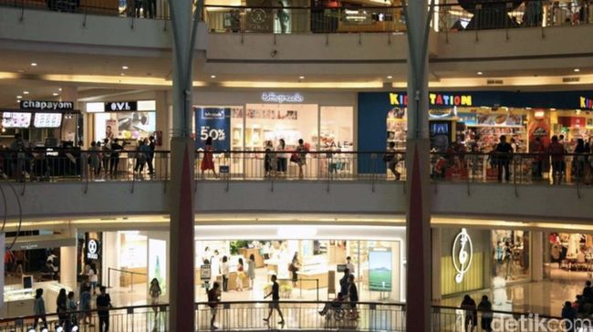 Asap Tebal di Summarecon Mall Kelapa Gading, Ada Apa?