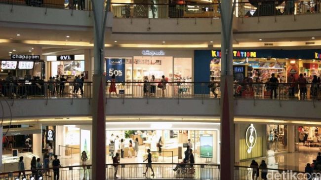 Asap Tebal di Summarecon Mall Kelapa Gading, Ada Apa?