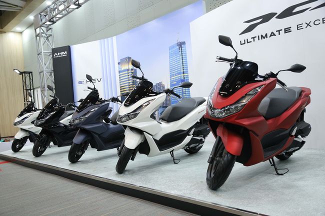 Ini Penampakan Honda PCX & Forza yang 'Dipermak' AHM