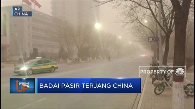Badai Pasir Terjang China Badai Pasir Terjang China