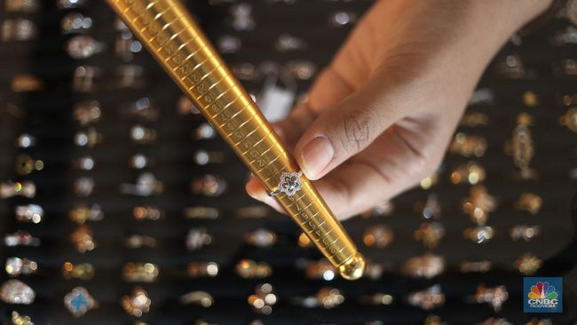 Tertarik 'Main' Emas Hari Ini? Cek Rekomendasi Harga di Sini!