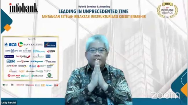 Dirut & bank bjb Raih Penghargaan dari Infobank Award 2021