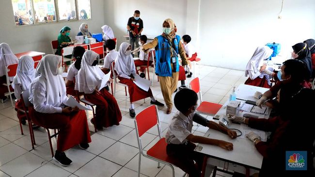 Gubernur Bali Setop PTM 100% & Larang OTG Isolasi Mandiri Gubernur Bali Setop PTM 100% & Larang OTG Isolasi Mandiri