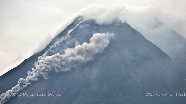 Gunung Merapi Erupsi, Awan Panas Meluncur Cepat 1.800 Meter