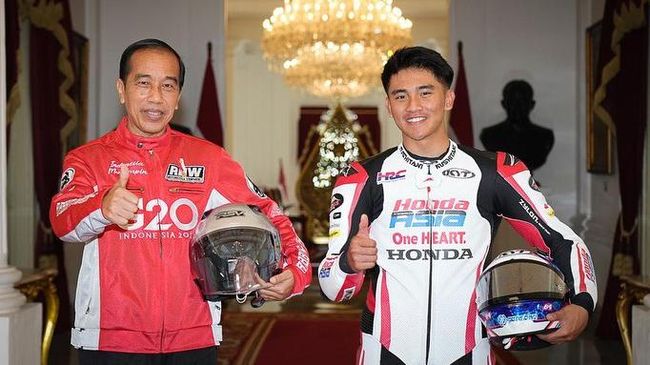 Ini Sosok Mario Aji, Si Pebalab Moto3 yang Start Baris Depan
